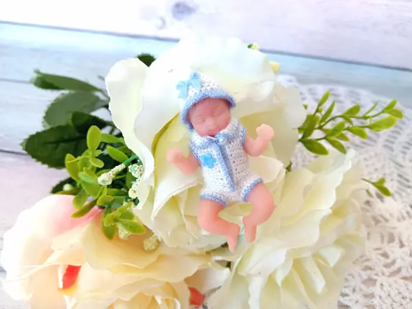 Zuru mini baby clothes - microdoll clothes - DailyDoll Shop