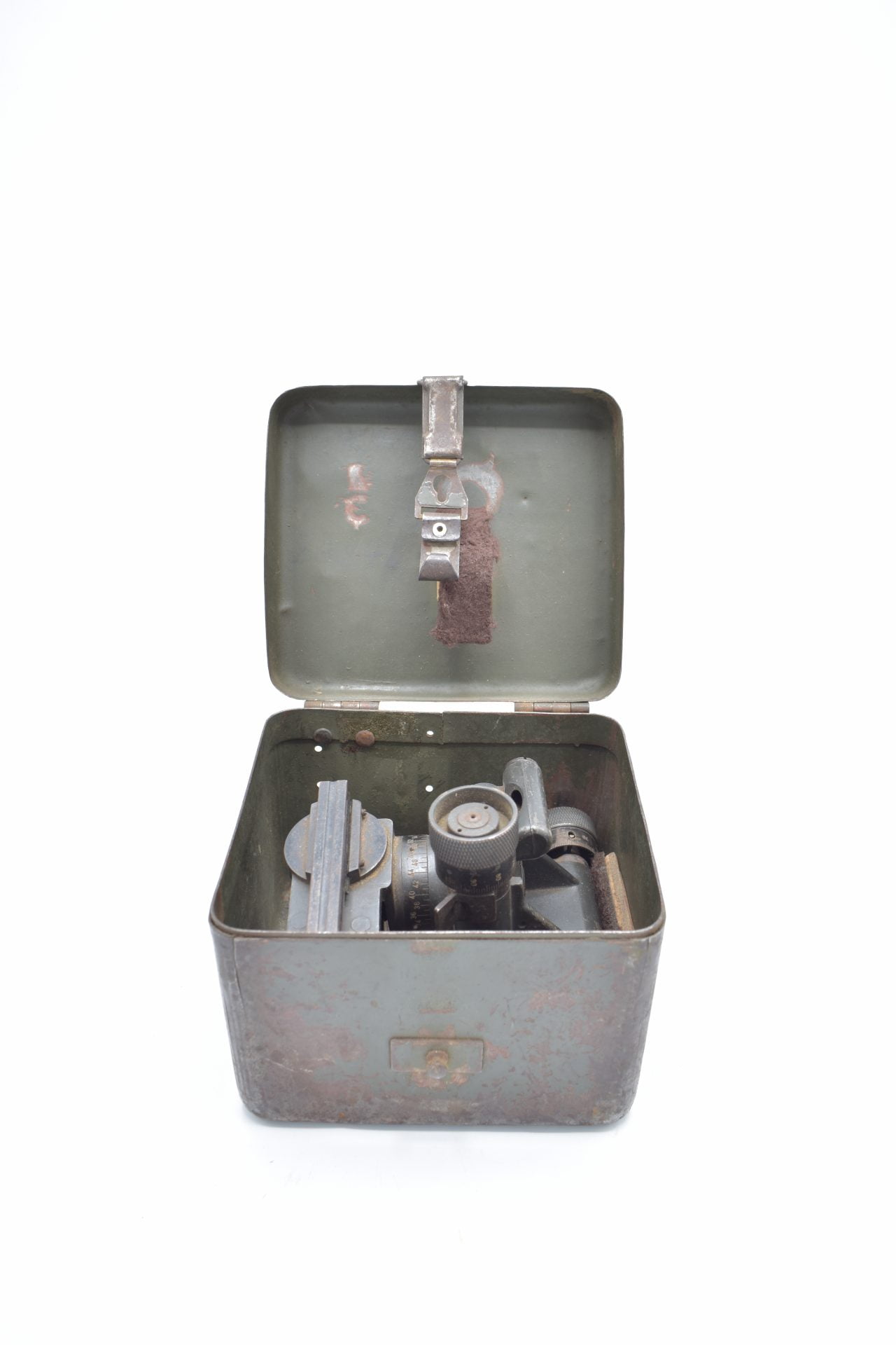 German WW2 G.r.w34 (8cm mortar) RA 35 sight with case – Byf41