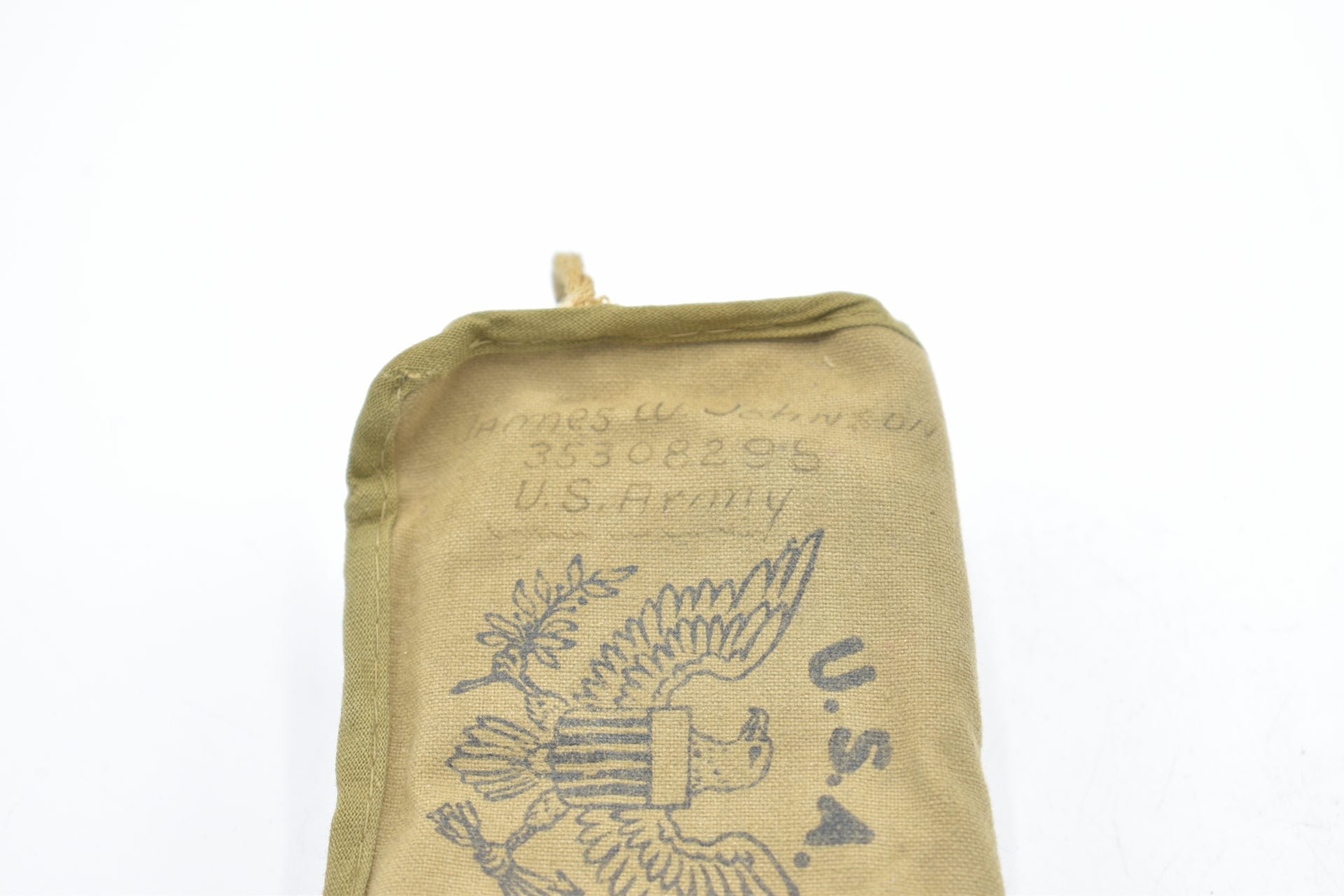 U.S WW1 Field Sewing Kit named ‘James W Johnson’ – Byf41