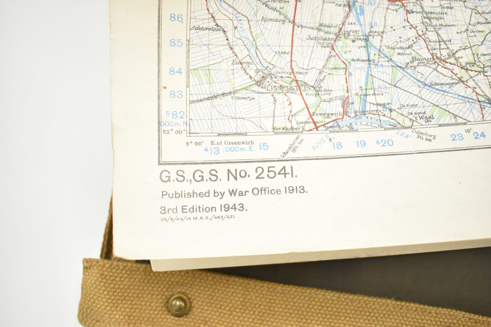 British WW2 Mapcase 1944 with map – Byf41