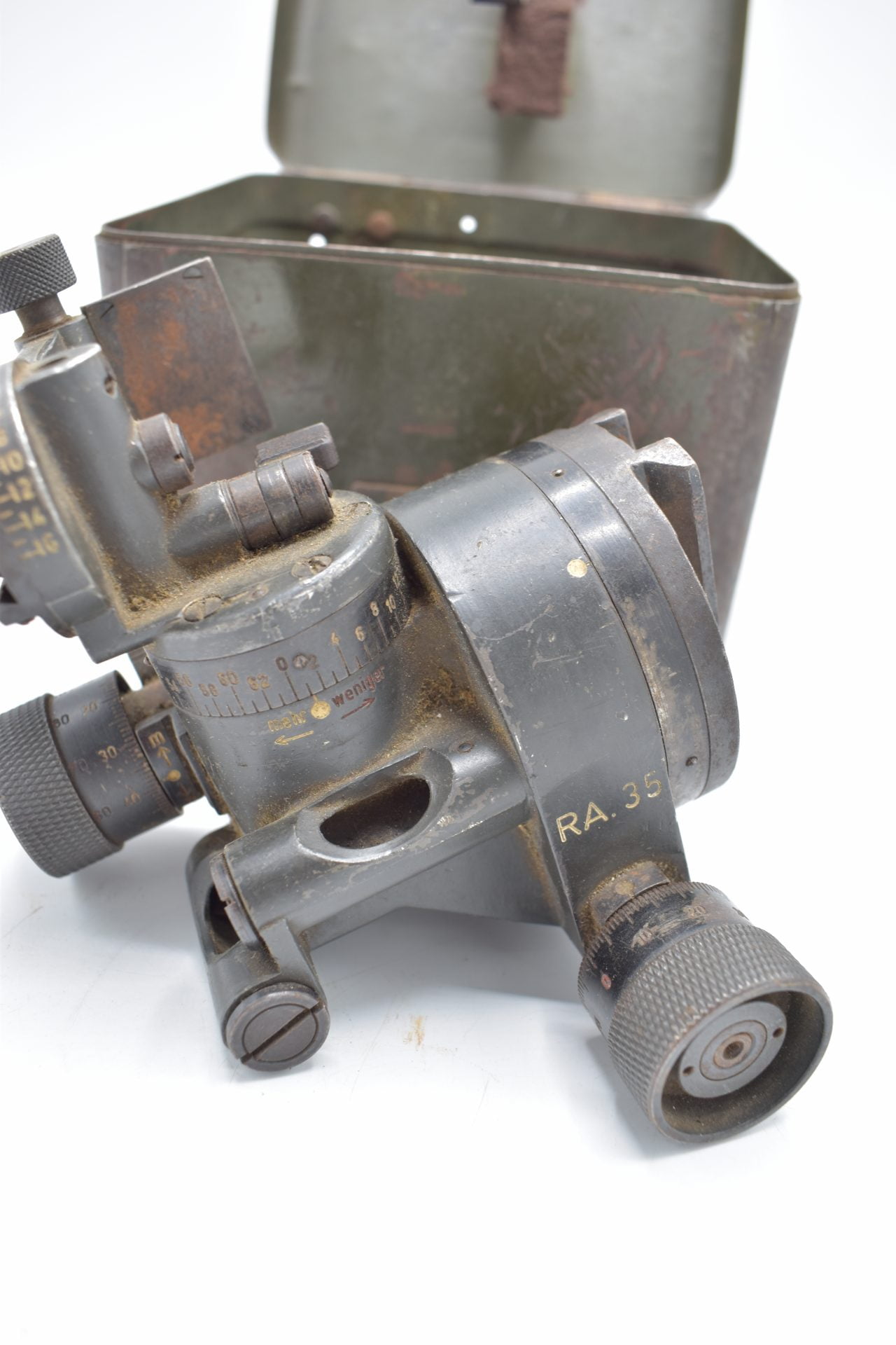 German WW2 G.r.w34 (8cm mortar) RA 35 sight with case – Byf41