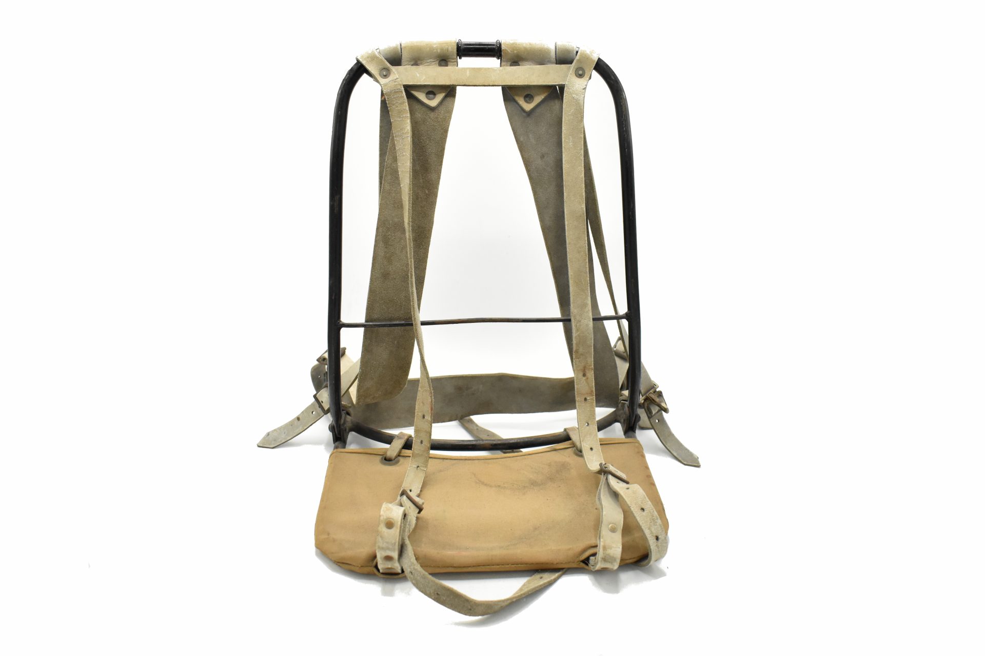 British WW2 Everest load carrying frame 1945 – Byf41