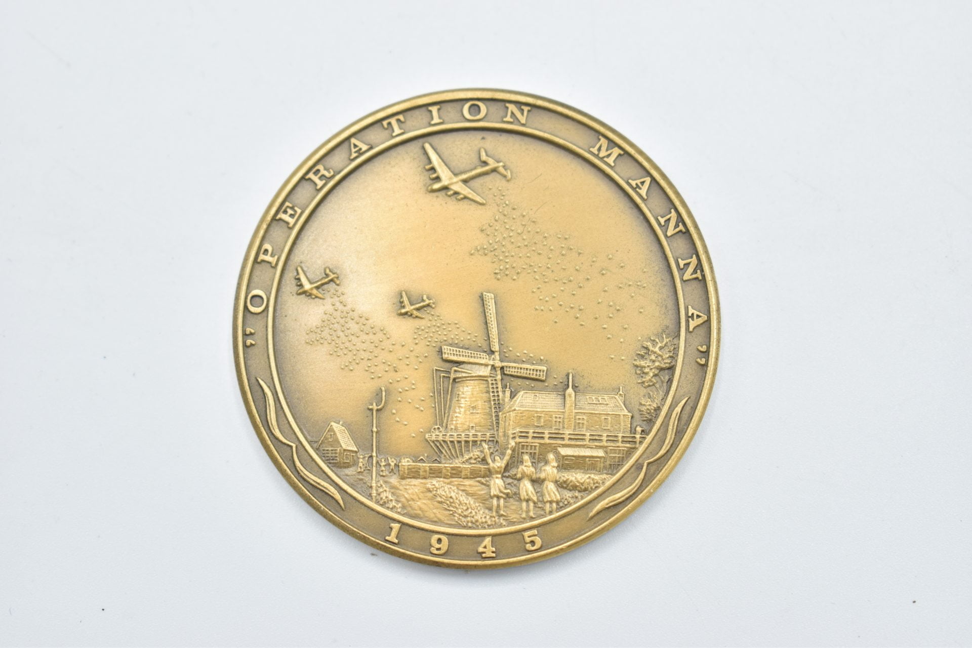 Operation ‘Manna’ Commemaration Medal/Plaque – Byf41