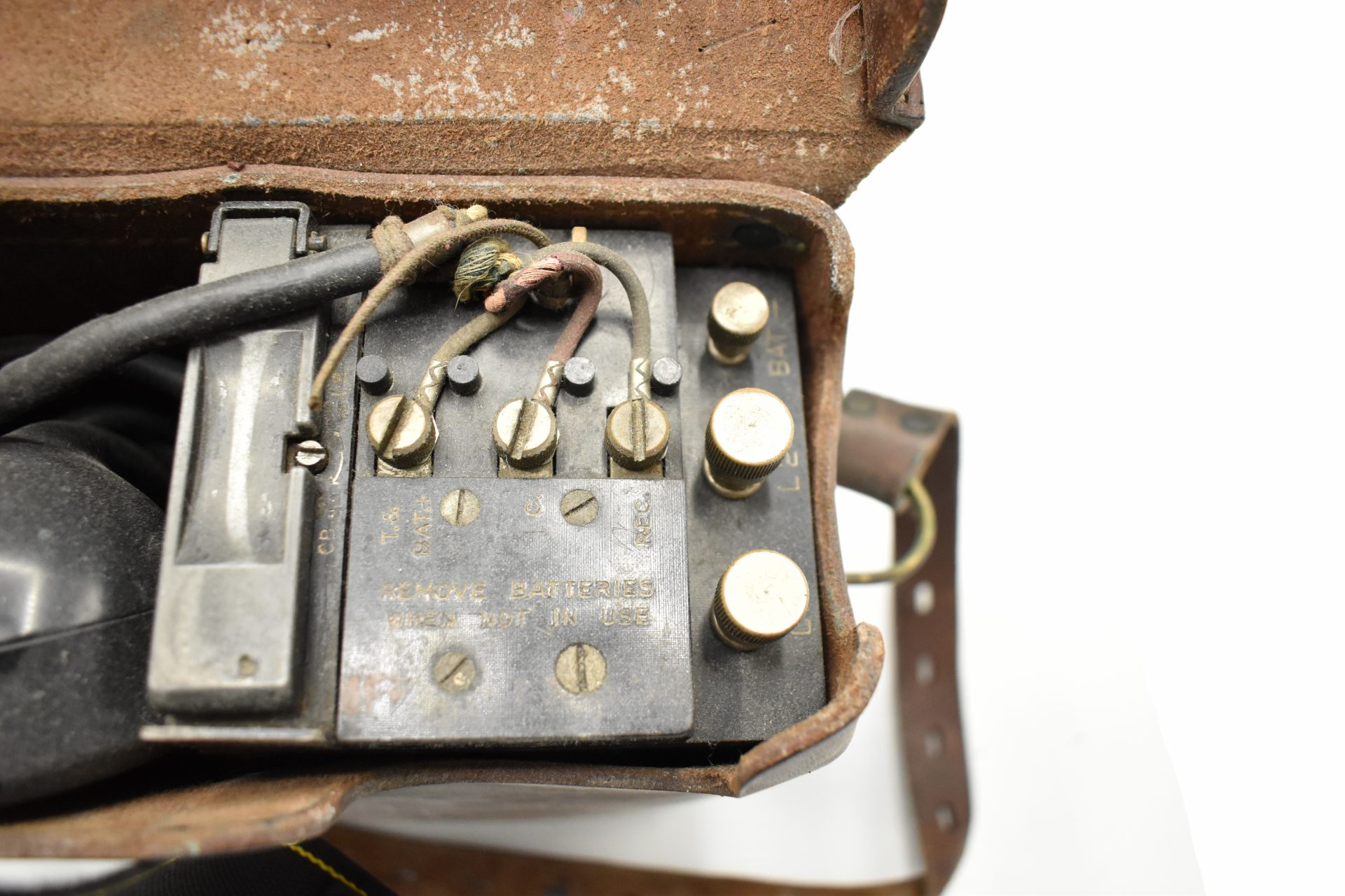 U.S WW2 EE-8-B Signal Corps field Telephone – Byf41