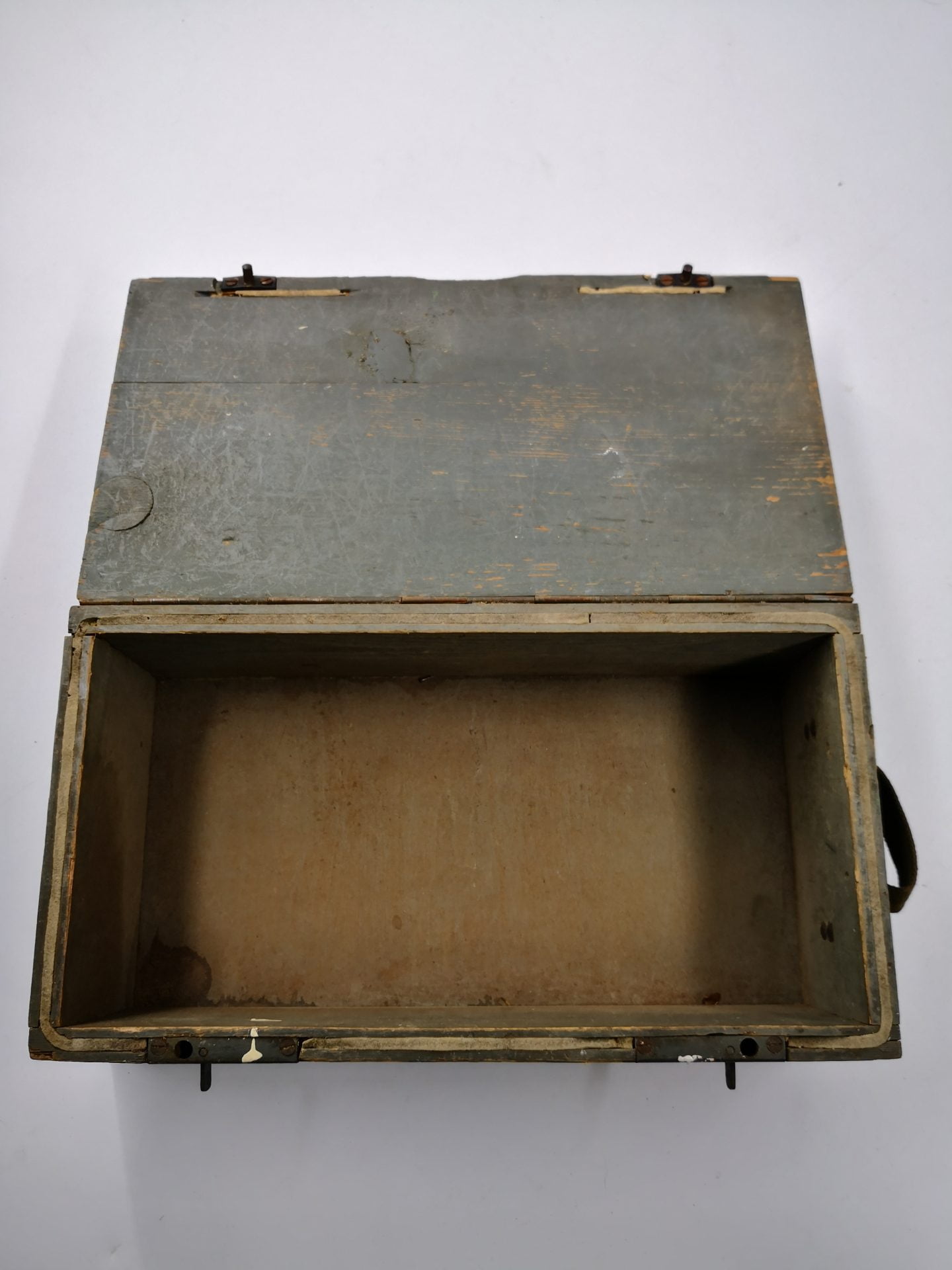 German WW2 late war type “Verbandkasten” (First aid box). – Byf41