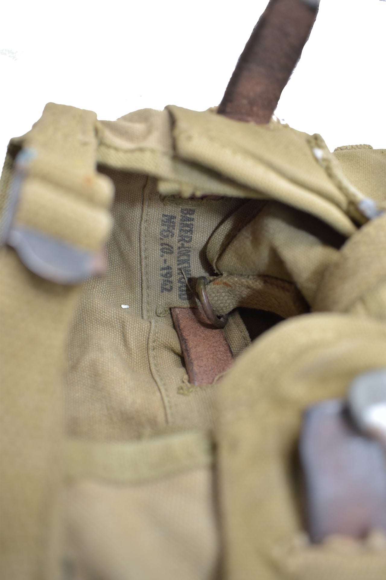 U.S WW2 M1928 Haversack with shovel 1942 – Byf41