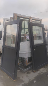 Drzwi zewnętrzne PCV - antracyt, prawe, otwierane na zewnątr ...